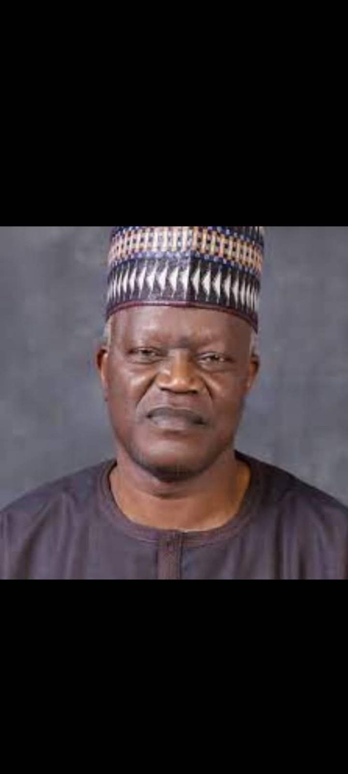 PDP stakeholder in Niger publicly rejects Senator's Christmas bag of ...