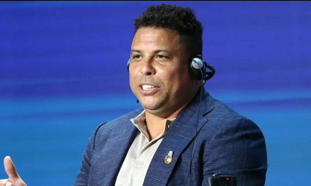 Ronaldo faults Ancelotti's decision to field Raphinha out of position ...